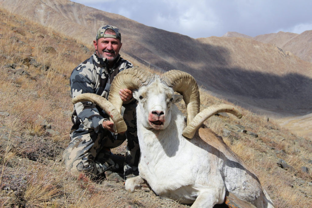 - Journal of Mountain Hunting